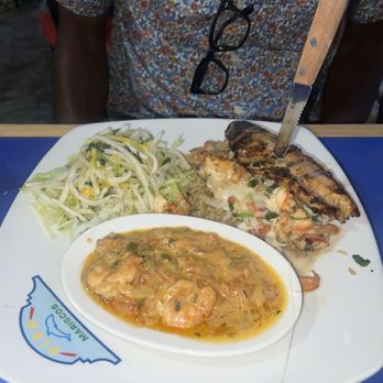 LAGO MARISCOS - Updated November 2024 - 336 Photos & 190 Reviews - 2329 ...