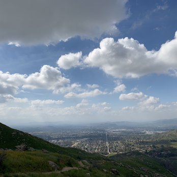 BOX SPRINGS TWO TREES TRAIL - Updated November 2025 - 181 Photos & 34 ...