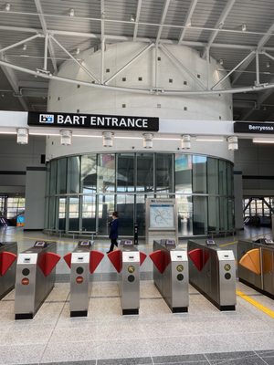 MILPITAS BART STATION & TRANSIT CENTER - Updated June 2026 - 93 Photos ...