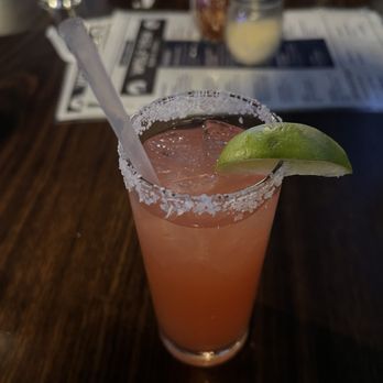 THE WOLF DEN BAR AND GRILL - Updated January 2026 - 90 Photos & 34 ...