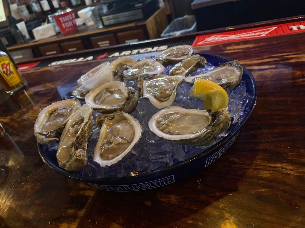 COURTYARD OYSTER BAR & GRILL - Updated December 2024 - 49 Photos & 14 ...