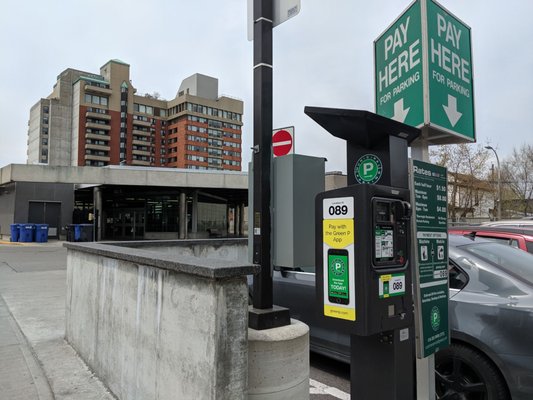 PAPE SUBWAY STATION - Updated December 2025 - 24 Photos & 10 Reviews ...