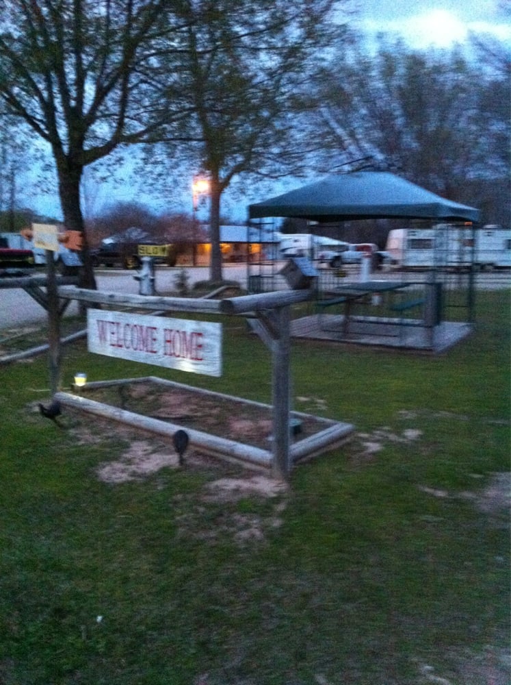 ANGEL’S CAMP RV PARK - Updated December 2024 - 7620 US-271, Powderly ...