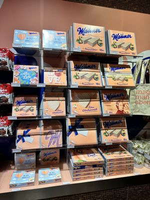 MANNER SHOP - Updated September 2025 - 55 Photos & 72 Reviews ...