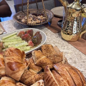 TABAC+ - Updated October 2025 - 242 Photos & 135 Reviews - 2215 Kettner ...