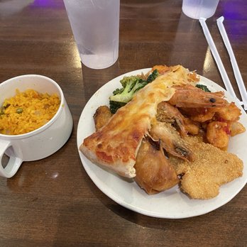 GREAT CHOW - Updated December 2025 - 155 Photos & 193 Reviews - 1302 ...