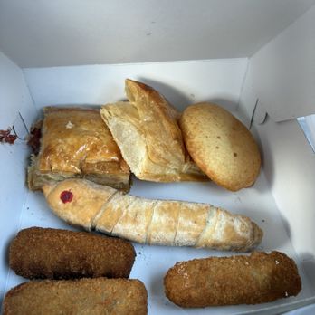 BREADMAN MIAMI - Updated January 2026 - 779 Photos & 442 Reviews - 5804 ...