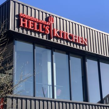 GORDON RAMSAY HELL’S KITCHEN - Updated March 2025 - 3606 Photos & 883 ...
