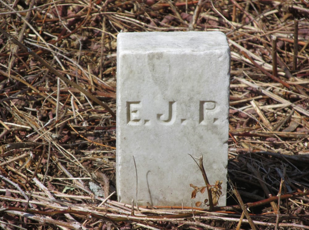 BAY VIEW CEMETERY - Updated May 2024 - 18 Photos - 903 Washington St ...