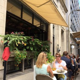 CAFÉ PARVIS - Updated December 2025 - 379 Photos & 240 Reviews - 433 ...