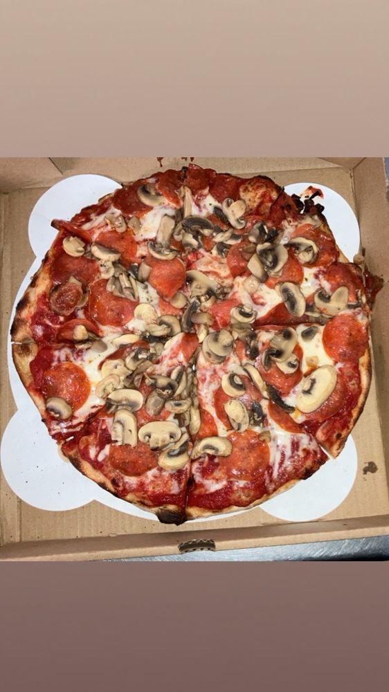 END ZONE PIZZA AND DELI - Updated May 2026 - 19 Photos - 315 Eastern ...