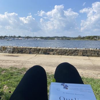 BAY WALK PARK THE PORT NORTH PIER AND NAUTICAL ART MUSUEM - Updated ...