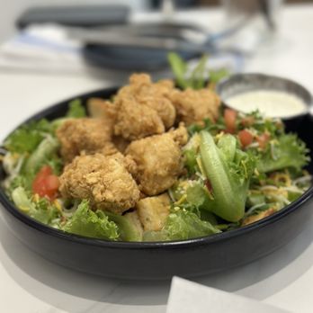 COMMONWEALTH - Updated March 2025 - 111 Photos & 42 Reviews - 11830 W ...