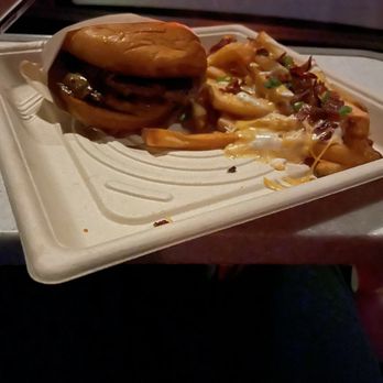 AMC DINE-IN FULLERTON 20 - Updated July 2024 - 1016 Photos & 1139 ...