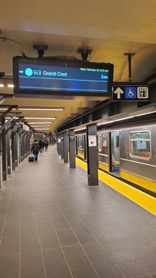 MTA - 42ND STREET SHUTTLE - Updated October 2025 - 76 Photos & 29 ...