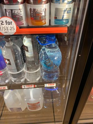 DESERT PIT STOP - Updated January 2026 - 17 Photos & 39 Reviews - 7161 ...