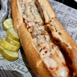 MAXI’S PIZZA, SUBS AND BAR - Updated July 2025 - 33 Photos & 97 Reviews ...