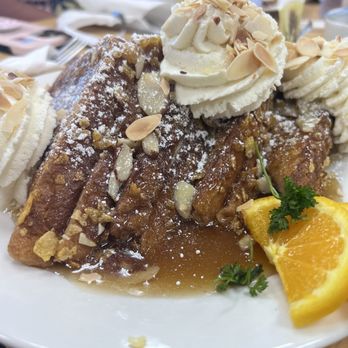 SHA SWIRL CAFE & BAKERY - Updated December 2025 - 65 Photos & 33 ...