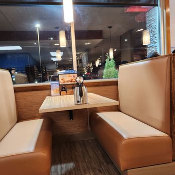 IHOP - Updated August 2025 - 78 Photos & 34 Reviews - 18824 US Rte 2 ...