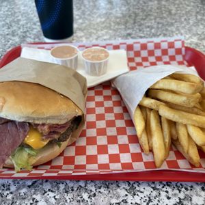 COOKS UNDERGROUND - Updated October 2025 - 51 Photos & 49 Reviews - 64 ...