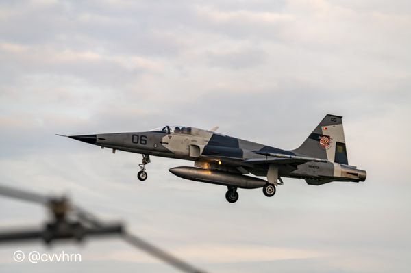 MOFFETT FEDERAL AIRFIELD - Updated November 2024 - 379 Photos - 158 ...