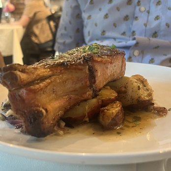 TOWN 220 RESTAURANT - Updated November 2024 - 96 Photos & 123 Reviews ...