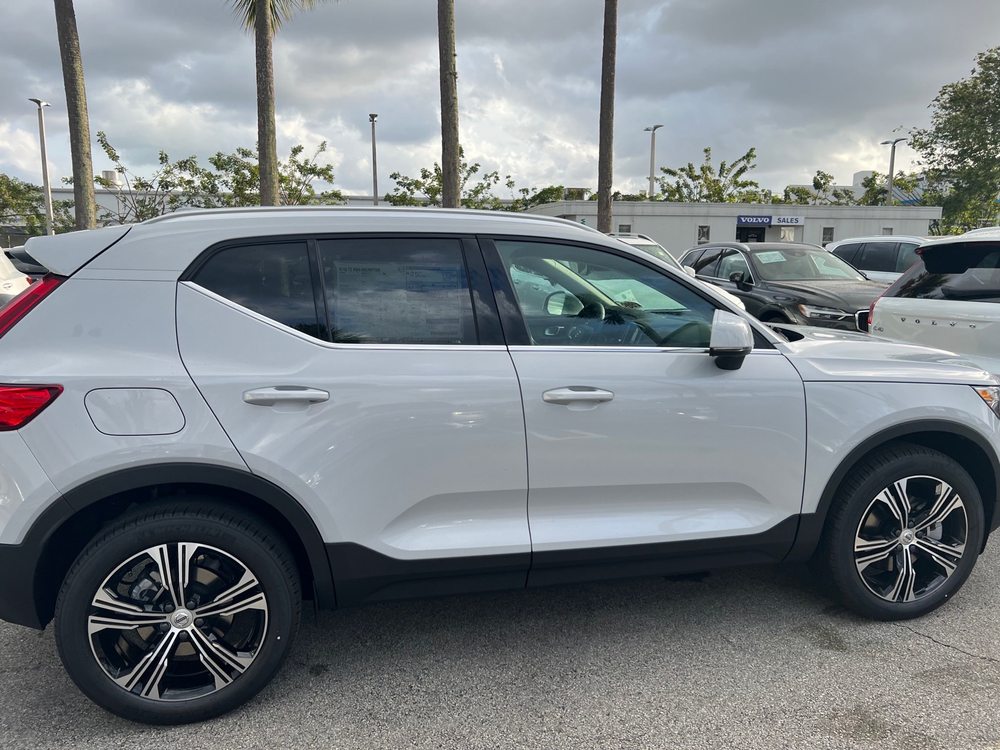 BOMNIN VOLVO CARS DADELAND - Updated December 2025 - 10 Photos & 11 ...