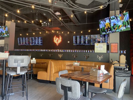 THE PHOENIX TAPROOM & KITCHEN - Updated December 2025 - 64 Photos & 17 ...