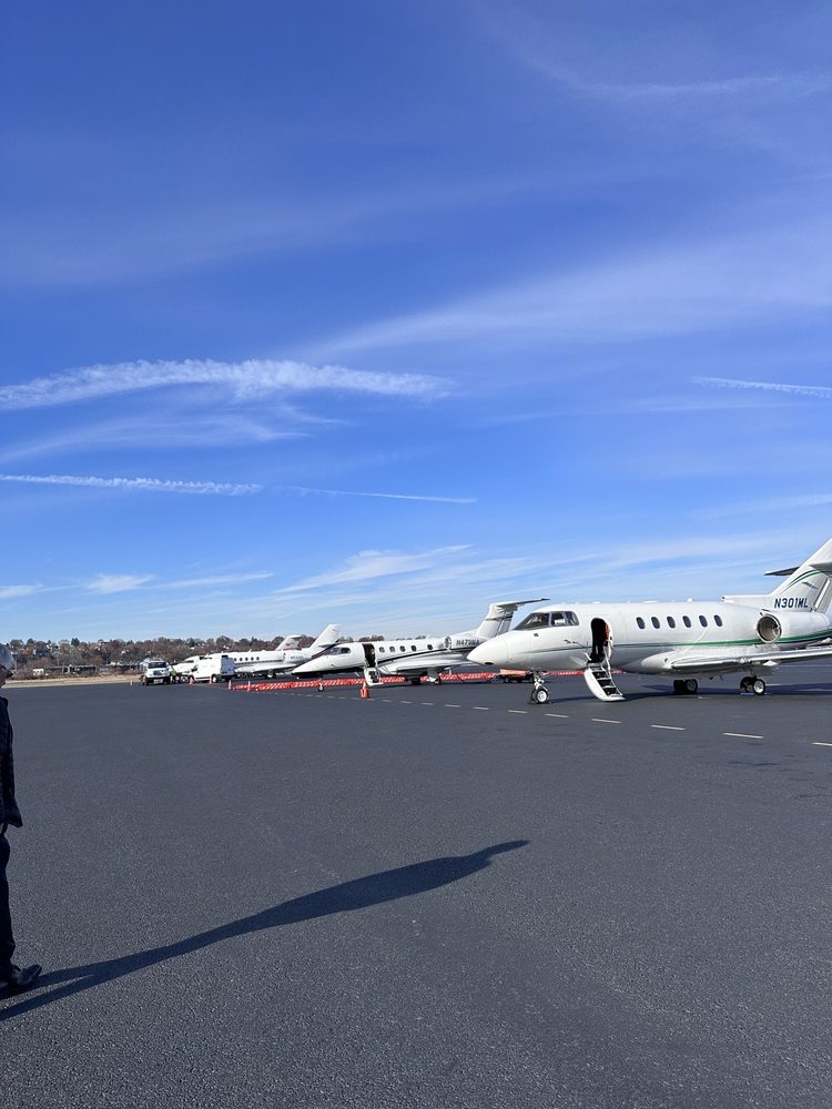 TETERBORO AIRPORT - Updated May 2025 - 33 Photos & 14 Reviews - 510 ...