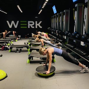 BODY20 - Updated January 2025 - 31 Photos & 21 Reviews - 100 Plaza Real ...