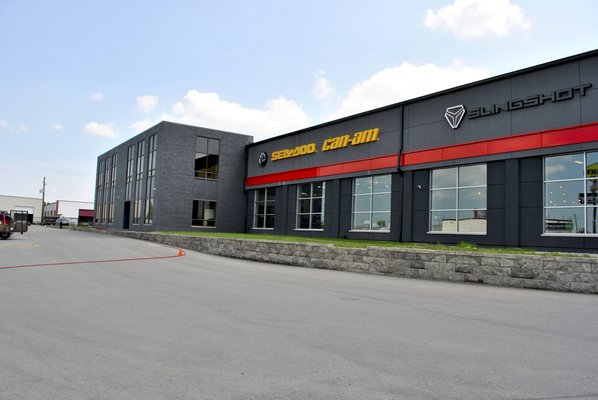 FLAT OUT MOTORSPORTS - Updated July 2025 - 135 Photos & 68 Reviews ...