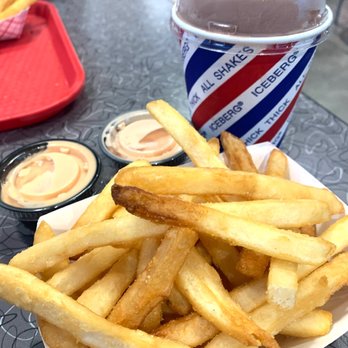 ICEBERG DRIVE INN - Updated December 2025 - 53 Photos & 56 Reviews ...