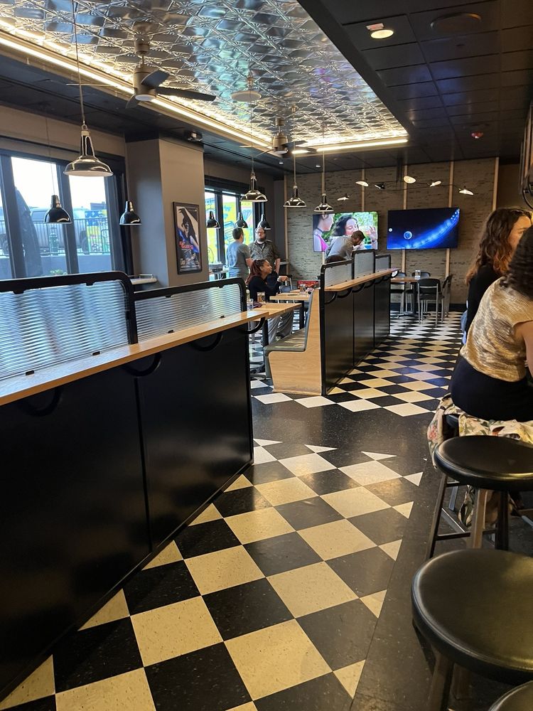 THE HIGHBINDER - Updated January 2026 - 16 Photos - 630 Rhode Island ...