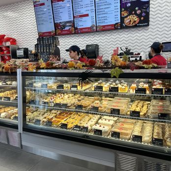 VICKY BAKERY - Updated October 2025 - 115 Photos & 61 Reviews - 10113 ...