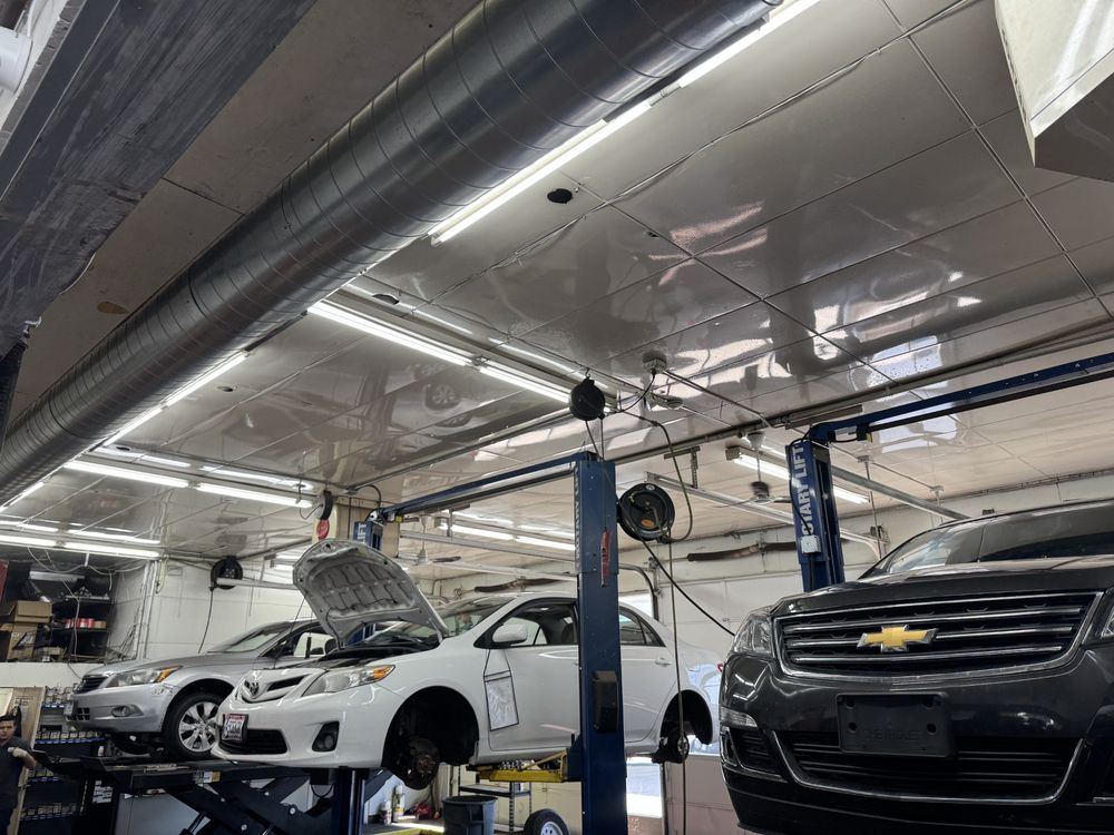 MOTOMAXX AUTO SERVICE CENTER - Updated January 2026 - 14 Photos - 7680 ...