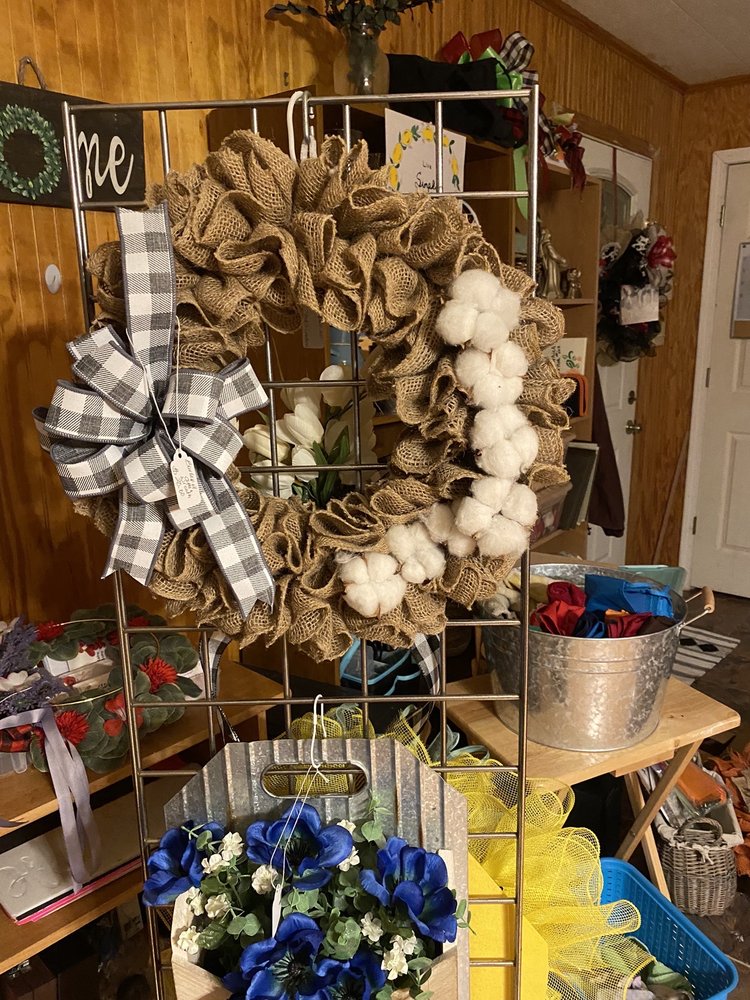 SLADE’S CREATIONS - Updated December 2024 - 31 Photos - 17 C L Slade Rd ...