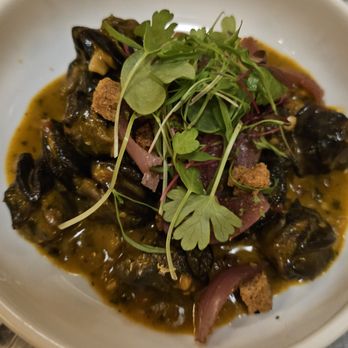 FORSYTHIA - Updated May 2024 - 606 Photos & 205 Reviews - 233 Chestnut ...