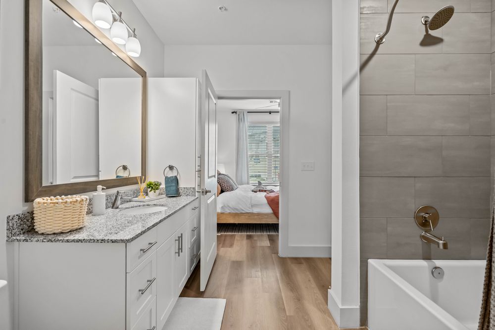 THE RILEY APARTMENTS - Updated May 2024 - Request Information - 32 ...