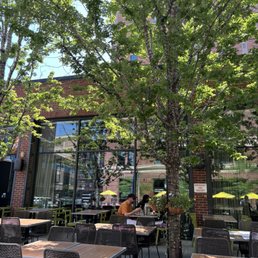 THE FREEHOUSE - Updated January 2026 - 860 Photos & 859 Reviews - 701 N ...