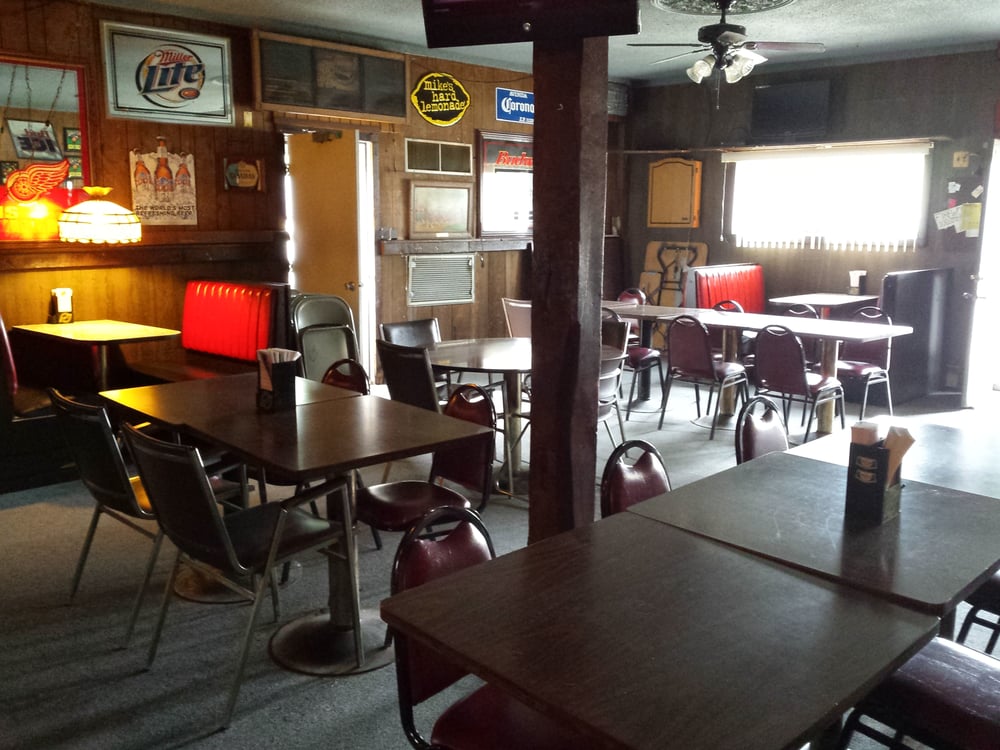 NEXT DOOR LOUNGE - Updated December 2025 - 7717 Bluebush Rd, Maybee ...