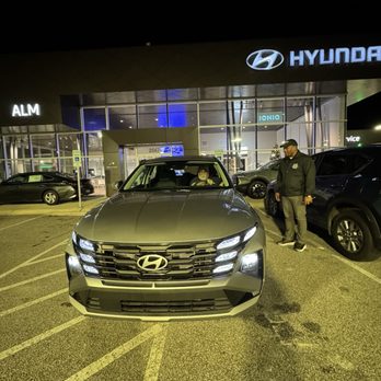 ALM HYUNDAI FLORENCE - Updated December 2025 - 29 Reviews - 2542 W ...