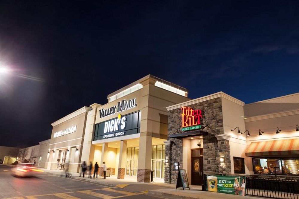 VALLEY MALL - Updated April 2026 - 22 Reviews - 1925 E Market St ...