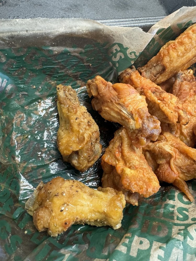 WINGSTOP - Updated May 2025 - 7860 Lake Wilson Rd, Davenport, Florida ...