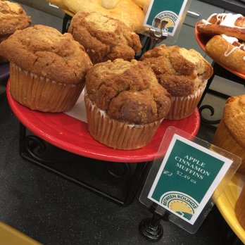 BETWEEN ROUNDS BAKERY SANDWICH CAFE - Updated October 2025 - 94 Photos ...