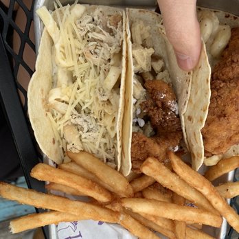 THE SNEAKY BEAGLE - Updated June 2024 - 263 Photos & 215 Reviews - 5040 ...