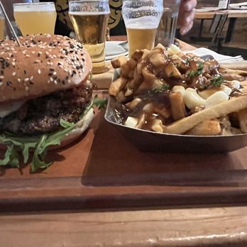 HAMBRGR - Updated July 2024 - 263 Photos & 207 Reviews - 49 King ...