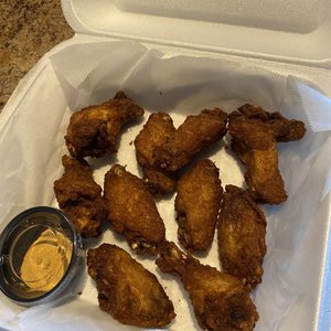 MALCUIT’S TAVERN - 22 Photos & 33 Reviews - 719 S Wooster Ave ...