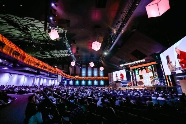 FELLOWSHIP CHURCH - GRAPEVINE - Updated December 2025 - 229 Photos ...