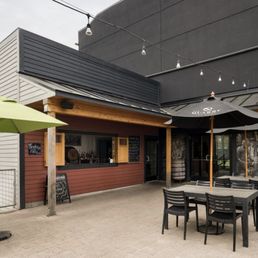 THE QUARRY TAP ROOM - Updated November 2025 - 186 Photos & 195 Reviews ...