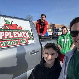 APPLEMEN SPORTS BAR - Updated March 2025 - 39 Photos - 72 Pedal Car Dr ...